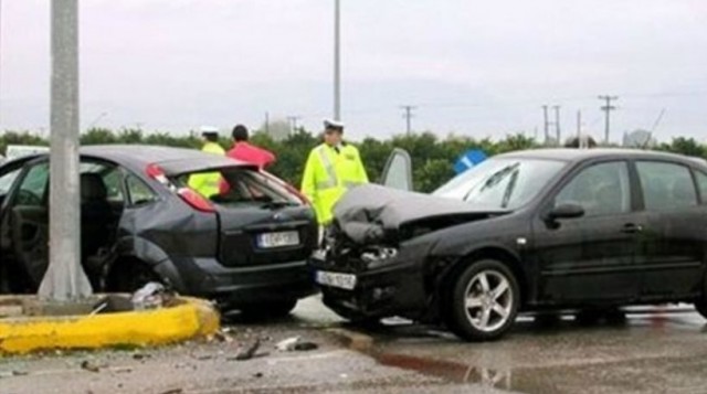 Καραμπόλα έξι οχημάτων στη Θεσσαλονίκη -κυκλοφοριακό χάος